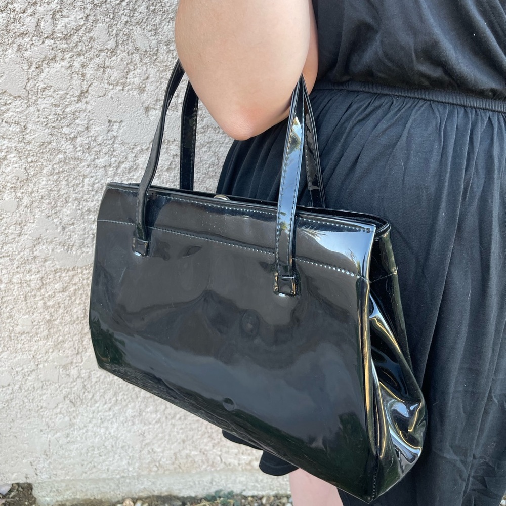 Beautiful Large Vintage 1970s Black Vinyl Handbag - Gem